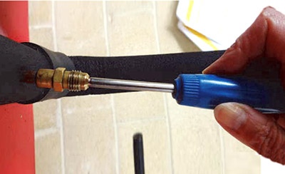 IOR offers schraeder valve tightening tool - Cooling Post